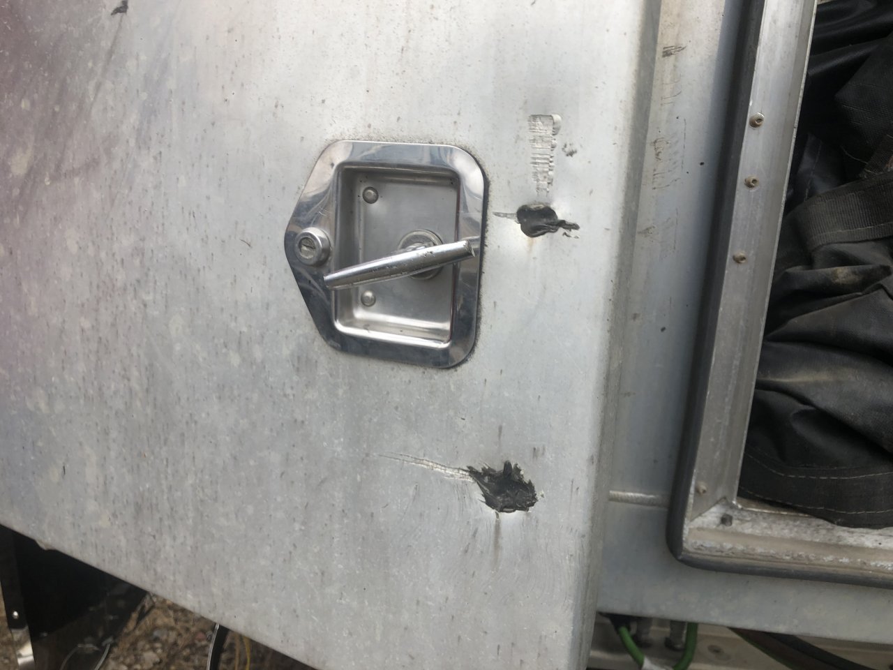 Peterbilt 389 Cab Protector / Headache Rack for Sale