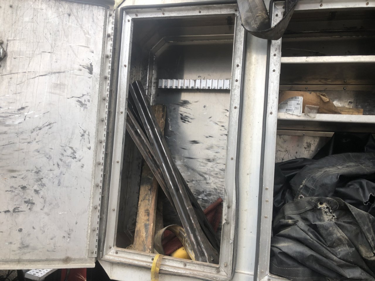 Peterbilt 389 Cab Protector / Headache Rack for Sale
