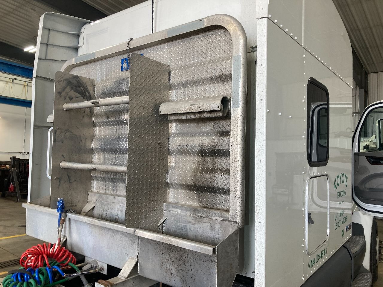 Peterbilt 579 Cab Protector / Headache Rack for Sale