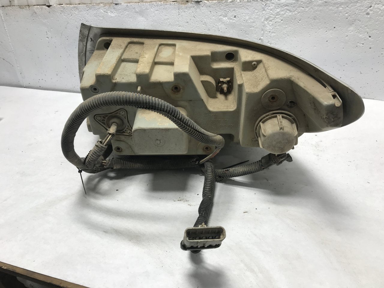 3557175C92 | International 7400 Headlamp for Sale