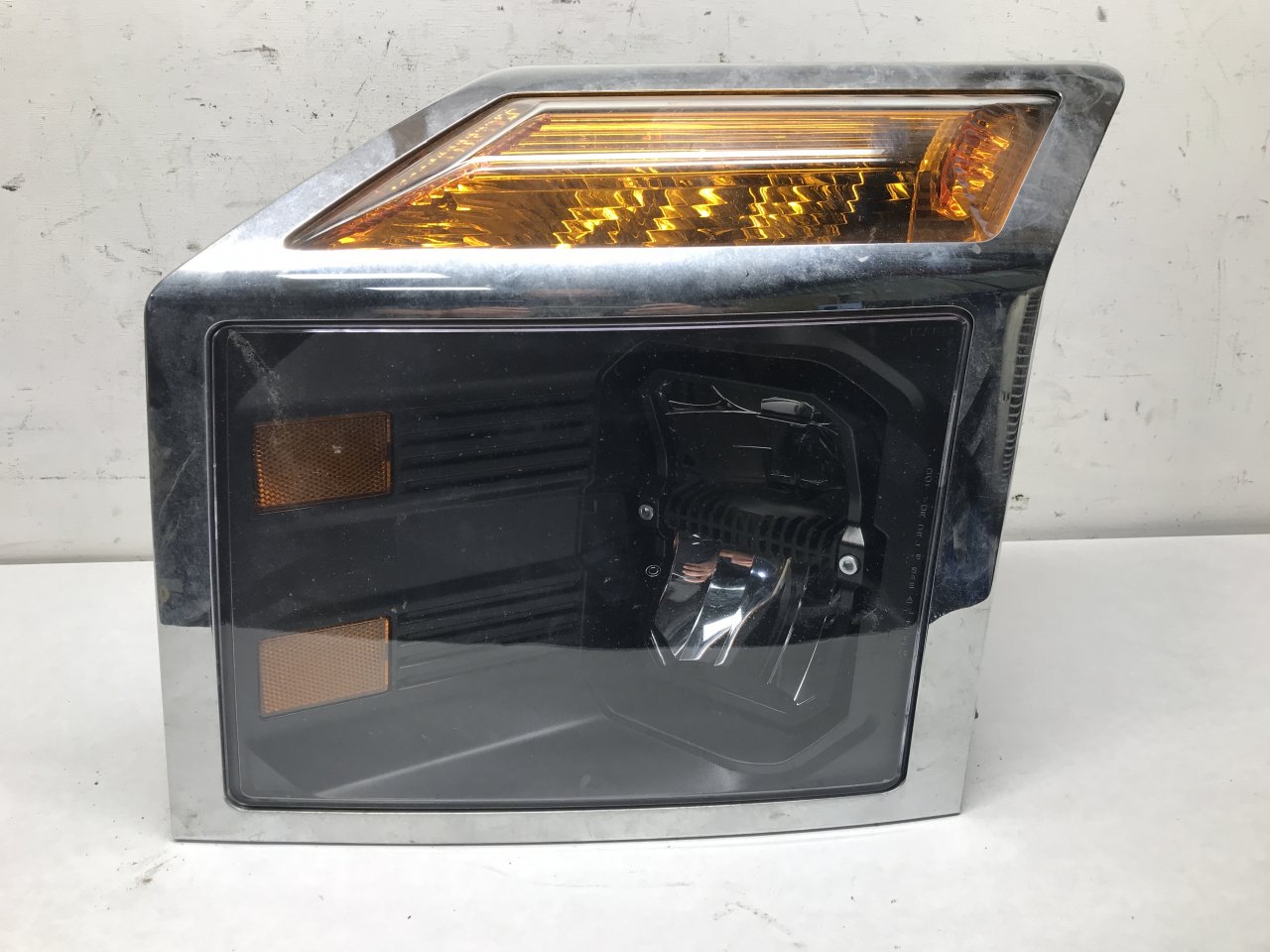 23992215 | Mack ANTHEM (AN) Headlamp for Sale