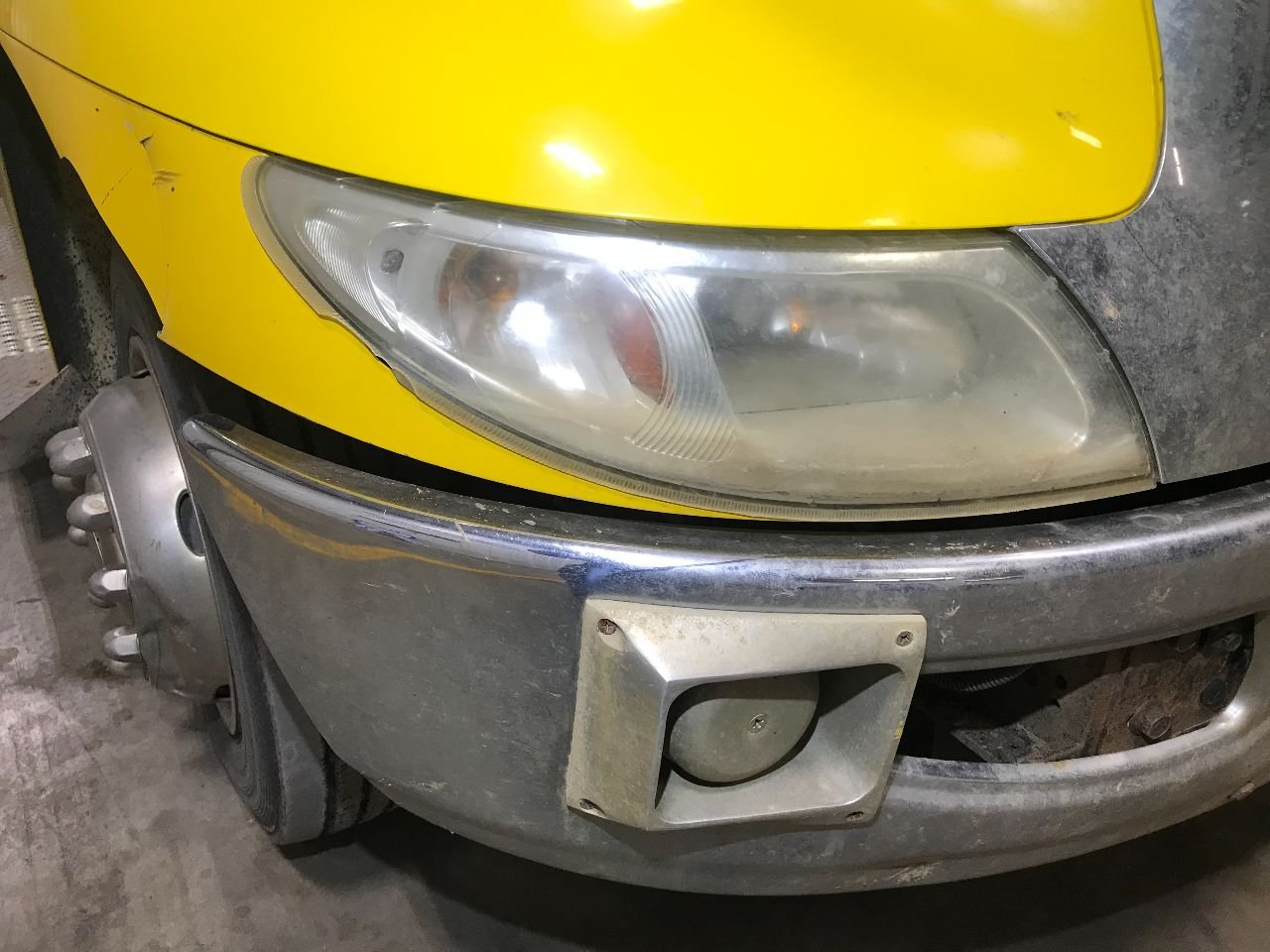 3561964C2 | International DURASTAR (4300) Headlamp for Sale