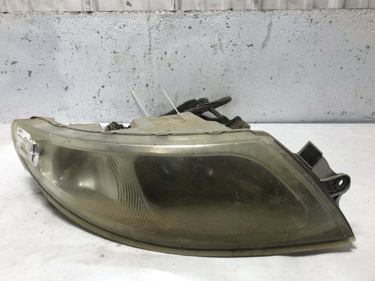 3561964C2 | International DURASTAR (4300) Headlamp for Sale