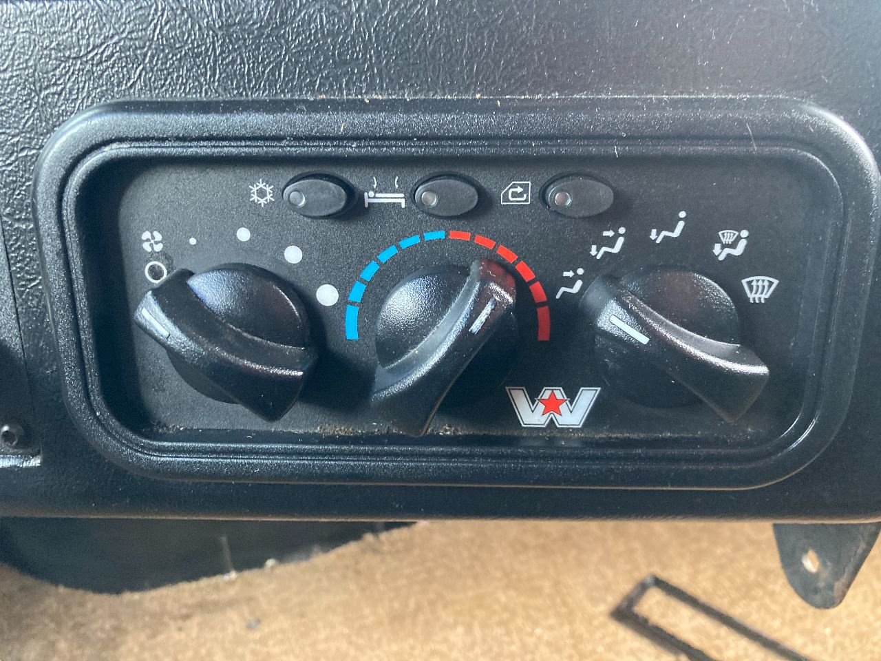 Western Star Trucks 4900FA Heater & AC Temperature Control for Sale