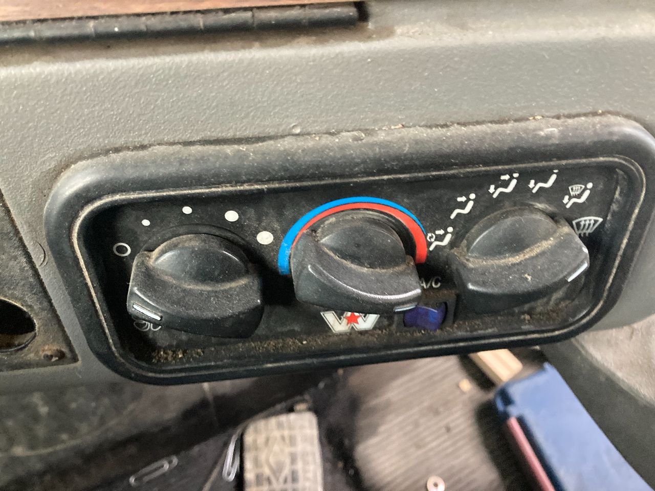 Western Star Trucks 5800 Heater & AC Temperature Control for Sale