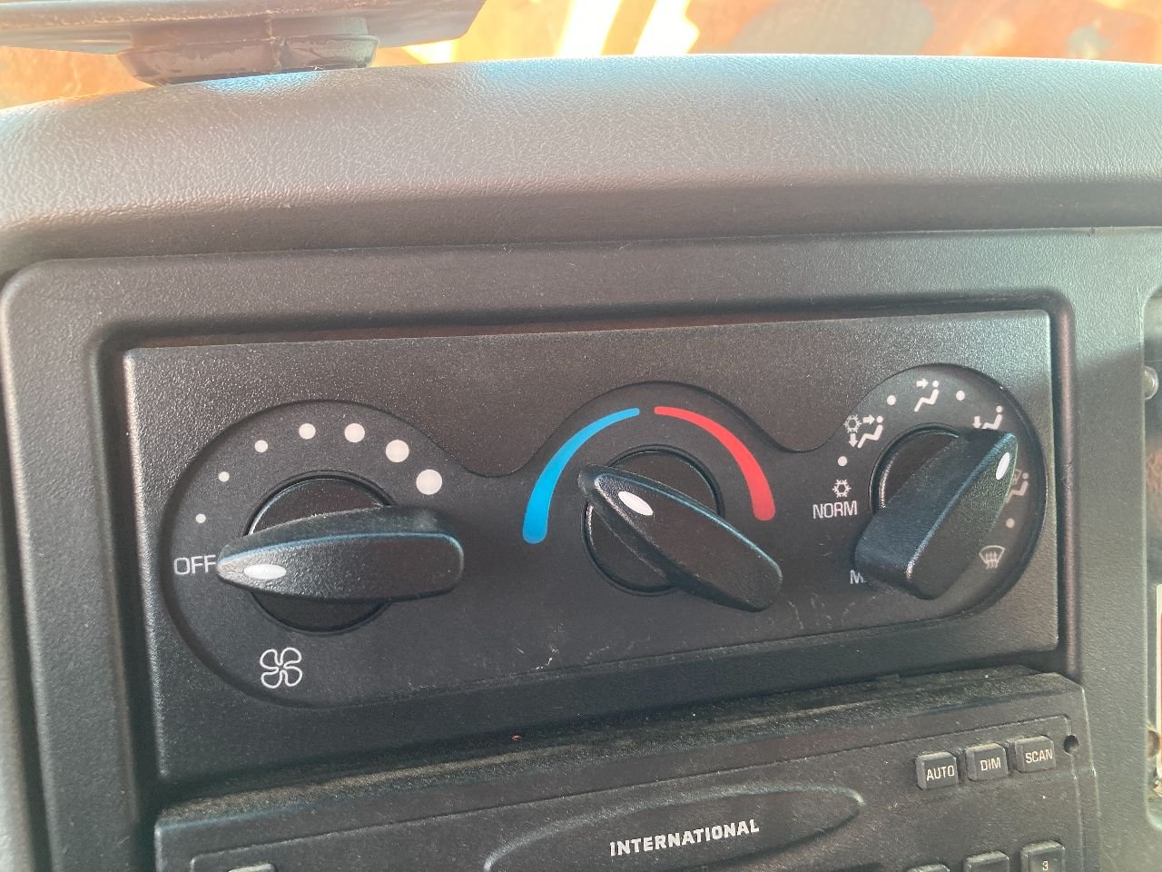 International 7300 Heater & AC Temperature Control for Sale