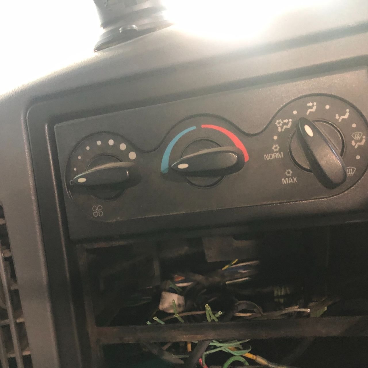 3545543C3 | International 8600 Heater & AC Temperature Control for Sale