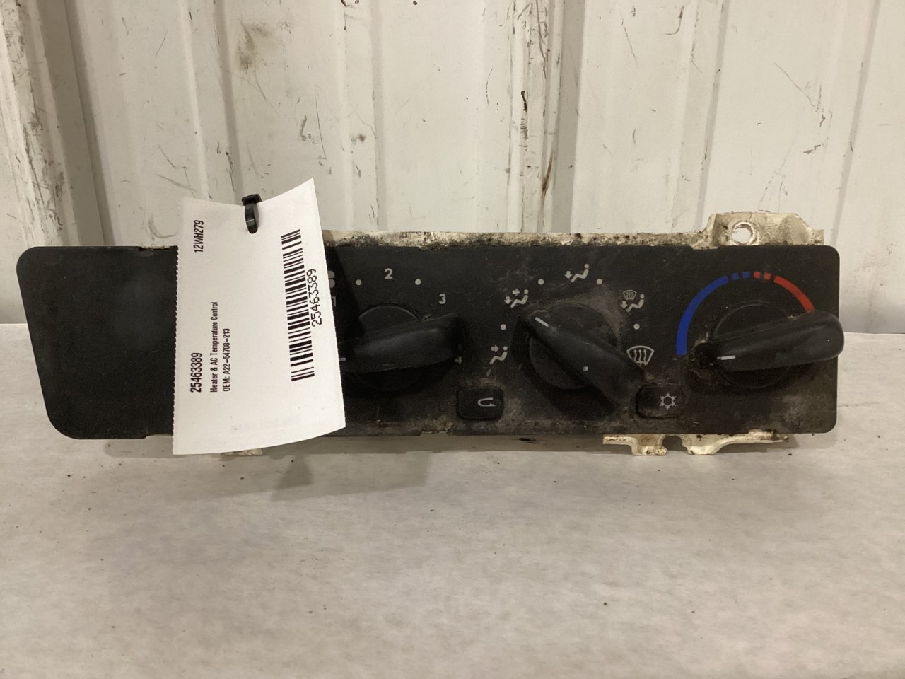 A22-54708-213 | Freightliner COLUMBIA 120 Heater & AC Temperature Control f