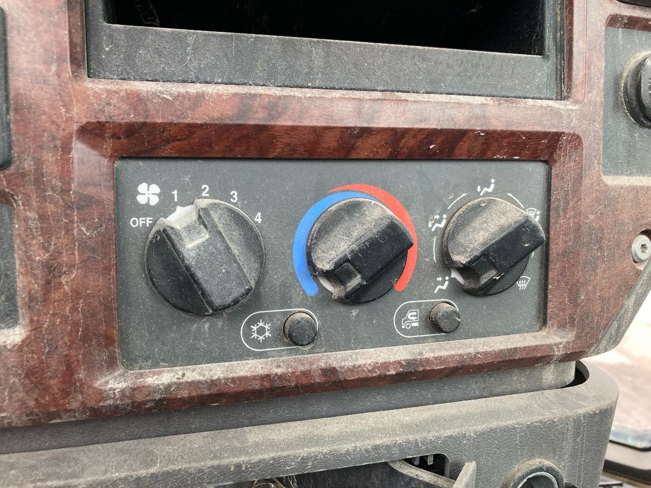 Mack CTP (GRANITE) Heater & AC Temperature Control for Sale