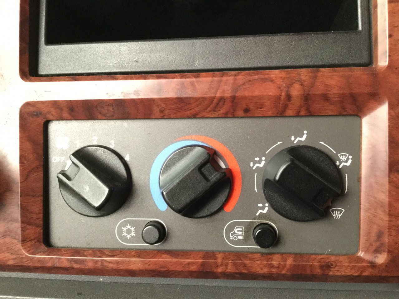Mack CXU Heater & AC Temperature Control for Sale