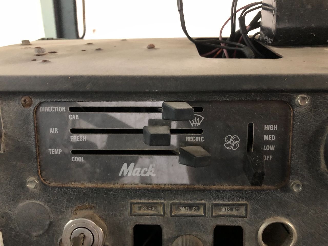 Mack MR (LCF) Heater & AC Temperature Control for Sale