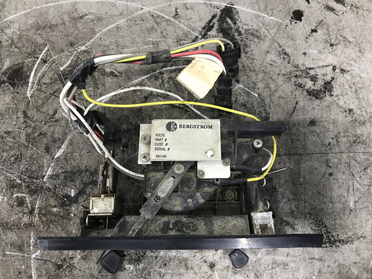 740176 | Kenworth T300 Heater & AC Temperature Control for Sale