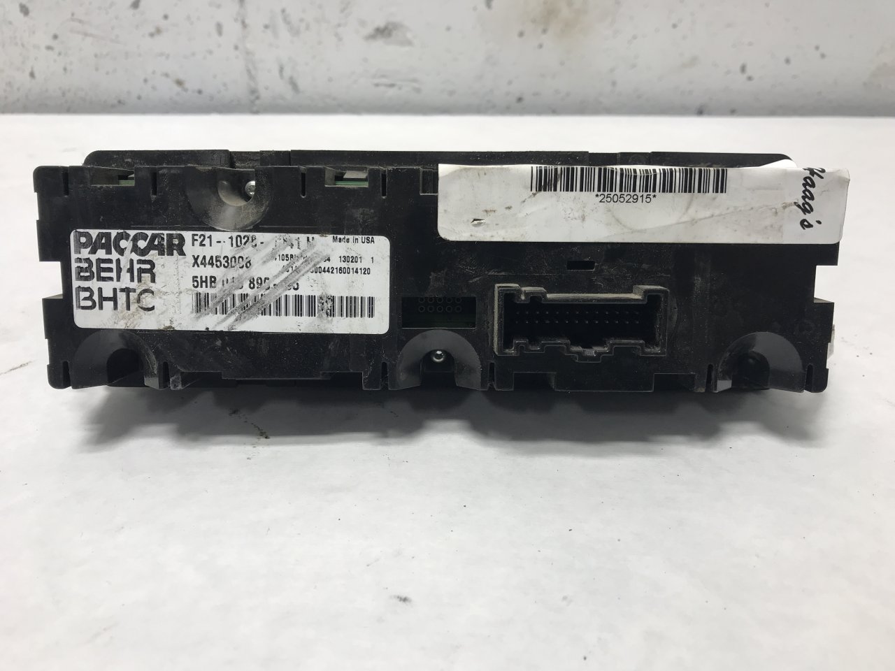 F21-1028-1341H | Kenworth T680 Heater & AC Temperature Control for Sale
