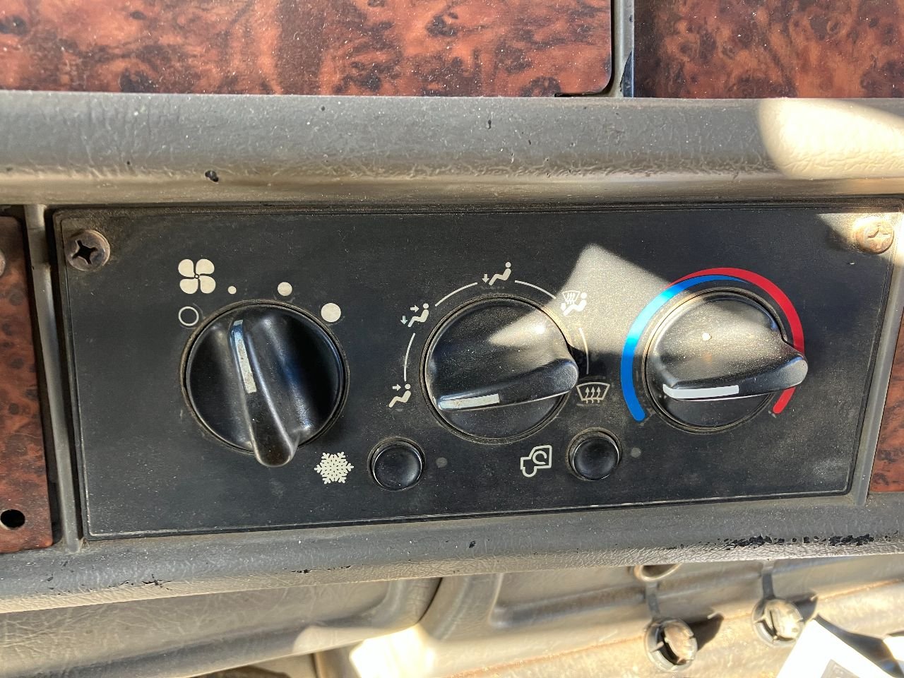 Kenworth T800 Heater & AC Temperature Control for Sale