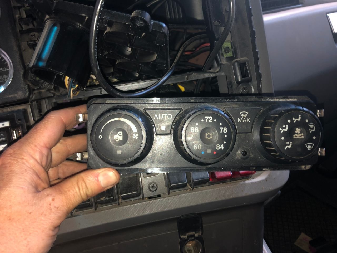 Truck Ac Unit NEW PACCAR OEM HEATER & AC TEMPERATURE CONTROL ASSEMBLY ...