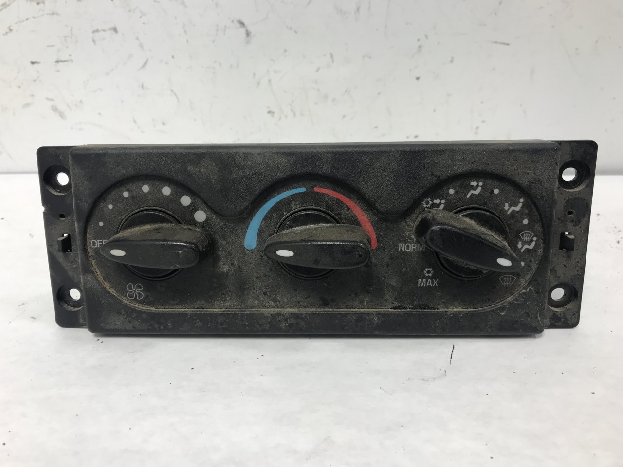 3827580C1 | International TERRASTAR Heater & AC Temperature Control for Sal