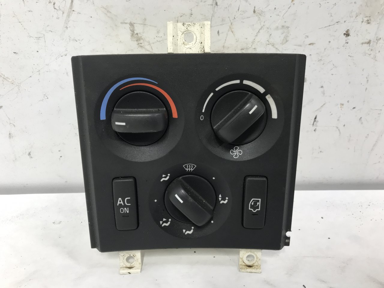 21326144 | Volvo VT Heater & AC Temperature Control for Sale