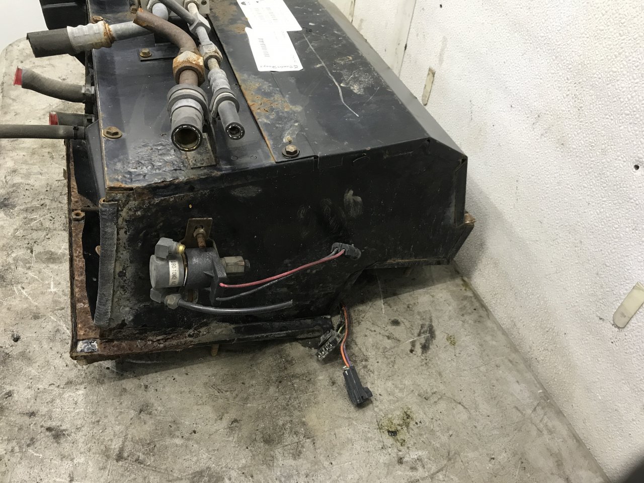 F31-1053-1 | Kenworth T600 Heater Assembly for Sale