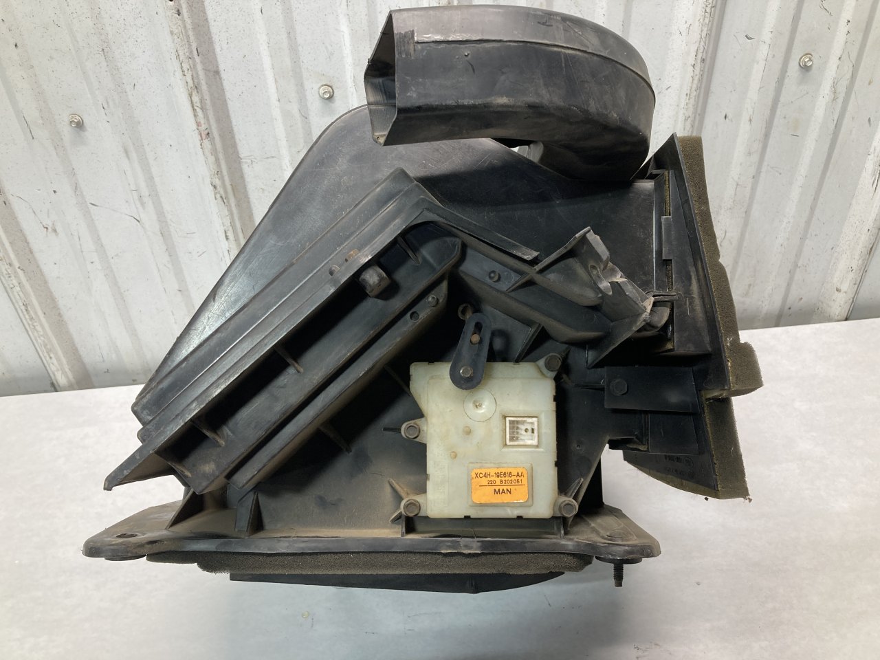 F4UH-18N276-AA | Sterling ACTERRA Heater Core for Sale