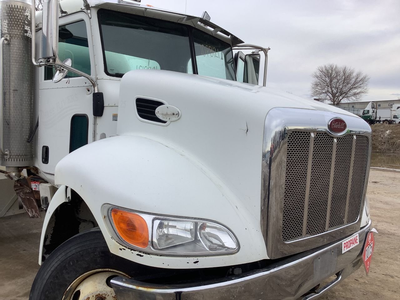 Peterbilt 335 Hood for Sale