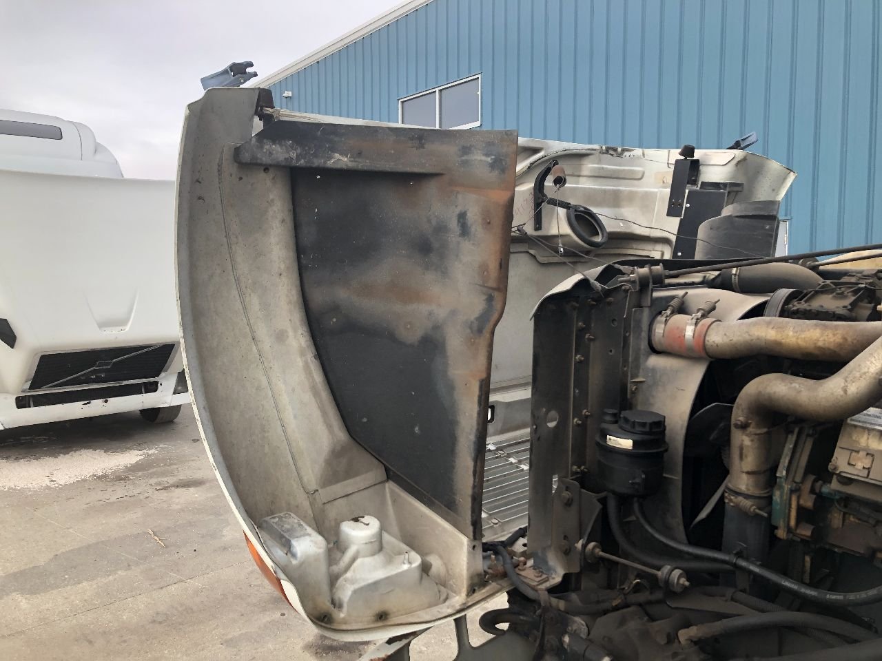 2023778C1 | International 4700 Hood for Sale