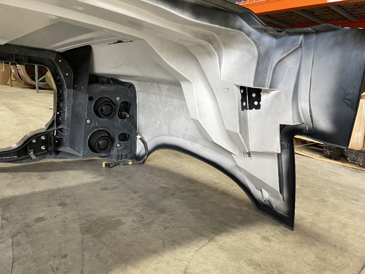 4078054C99 | Chevrolet 5500HD Hood for Sale