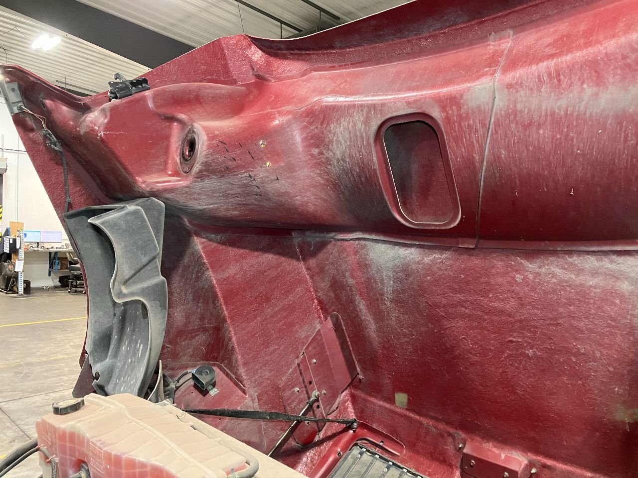 A17-20220-015 | Western Star Trucks 5700 Hood for Sale