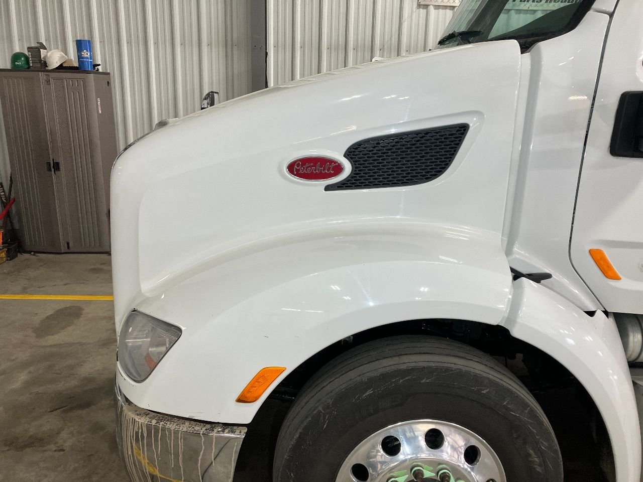 L29619412000 | Peterbilt 579 Hood for Sale