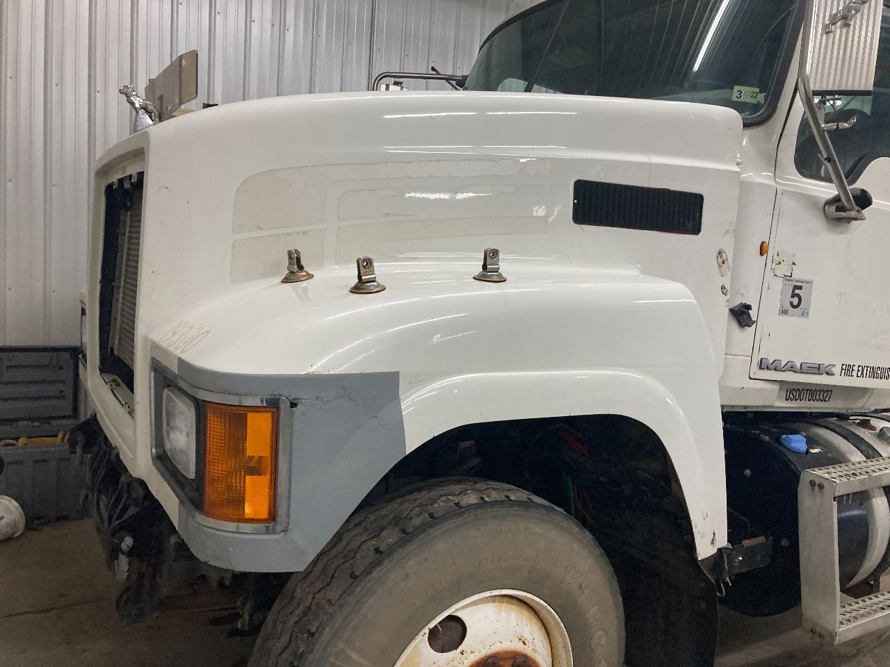 1QM4317-AM | Mack CHP Hood for Sale