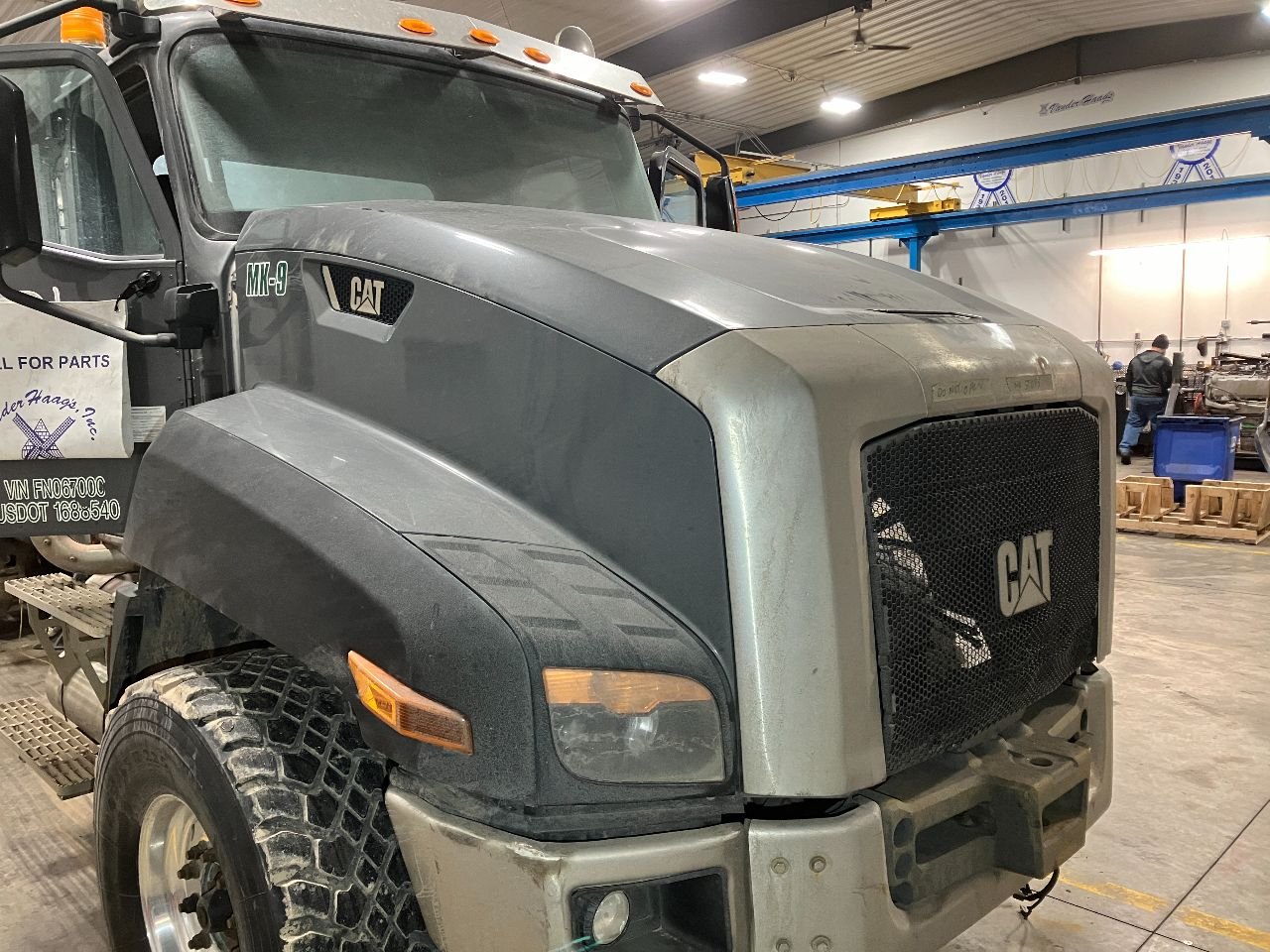 6118767C91 | CAT CT660 Hood for Sale