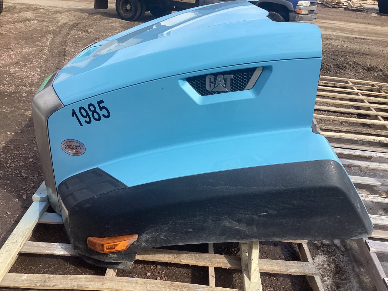 CAT CT660 Hood for Sale