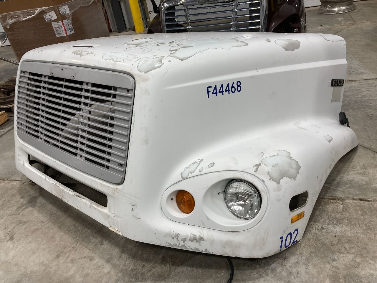 A17-14348-000 | Freightliner FL112 Hood for Sale