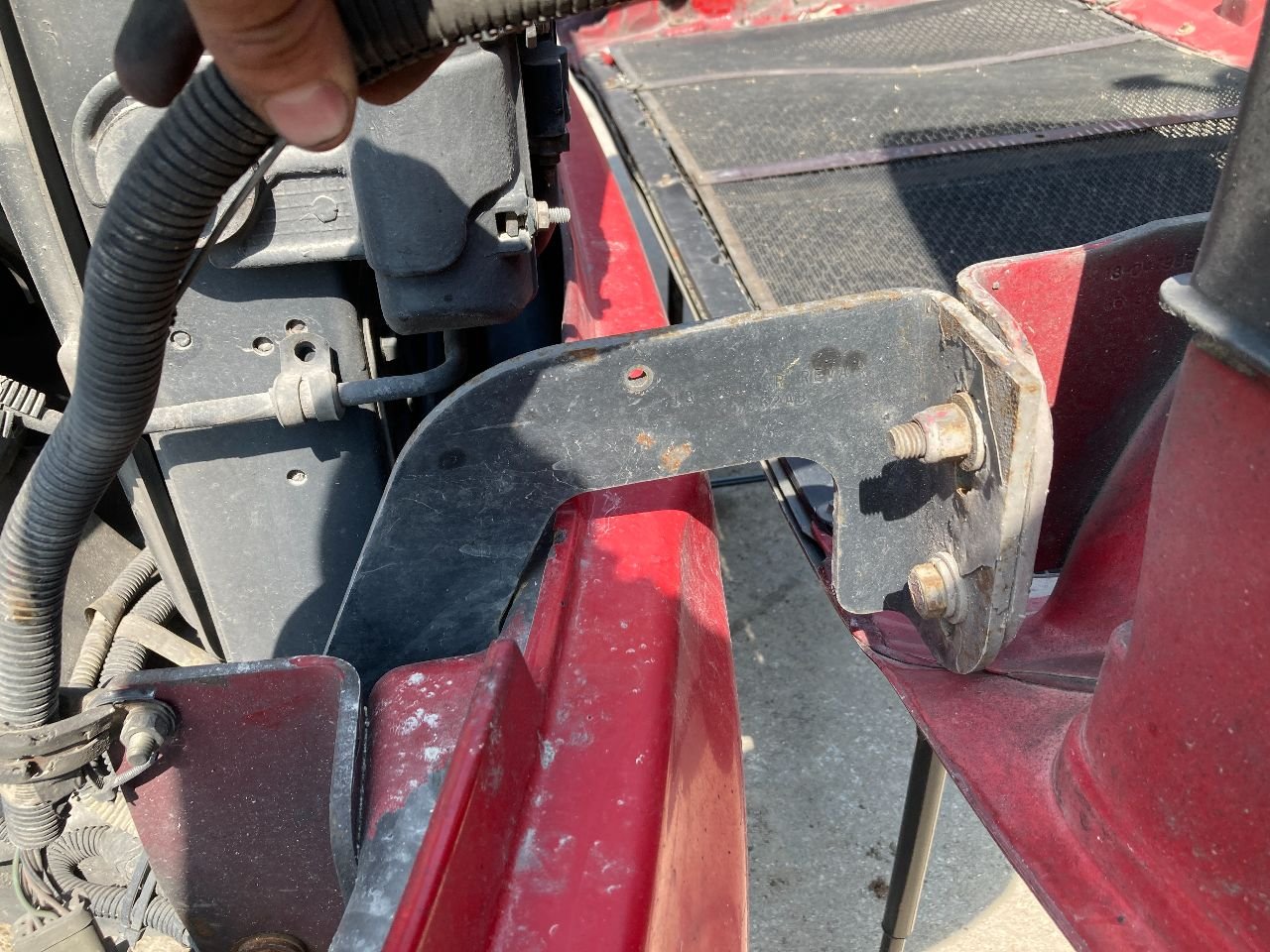 13-05166L | Peterbilt 387 Hood Hinge for Sale