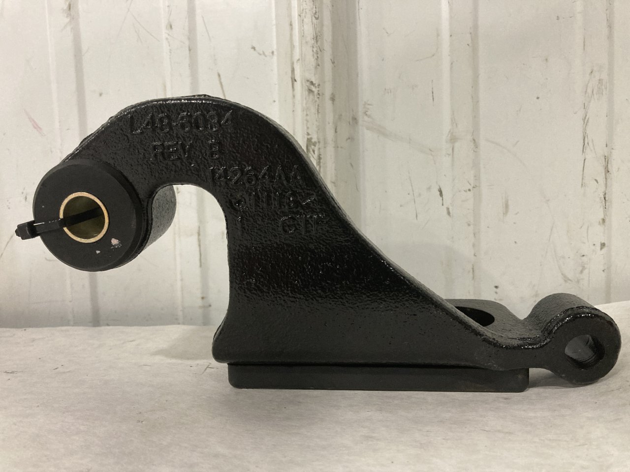 Peterbilt 389 Hood Hinge for Sale
