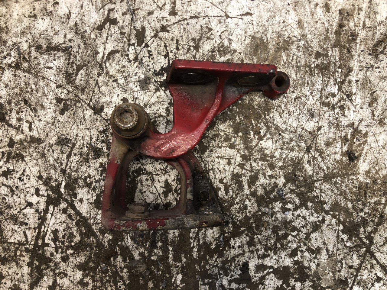 L48-6034 | Peterbilt 389 Hood Hinge for Sale
