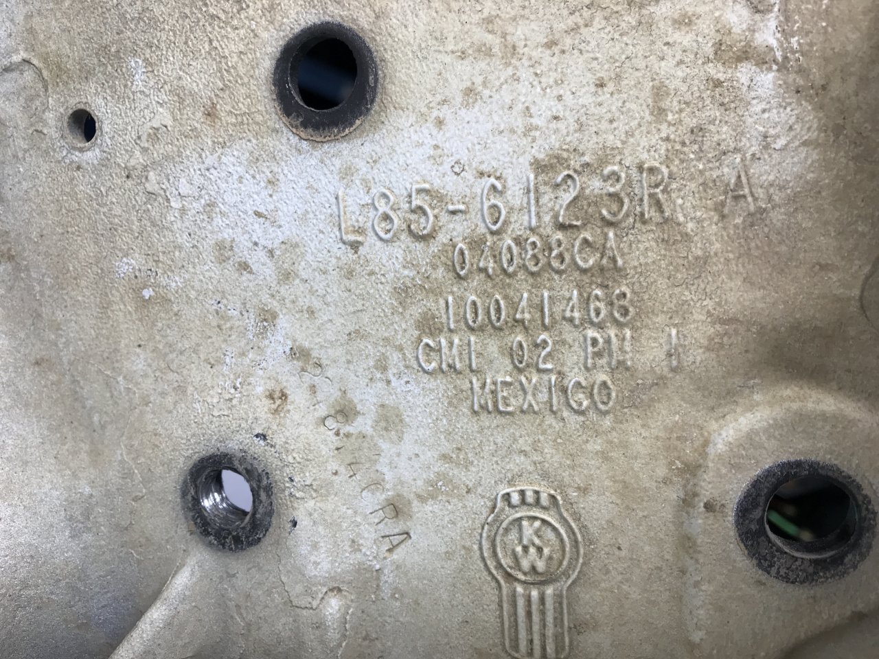 L48-6165 | Kenworth T880 Hood Hinge for Sale