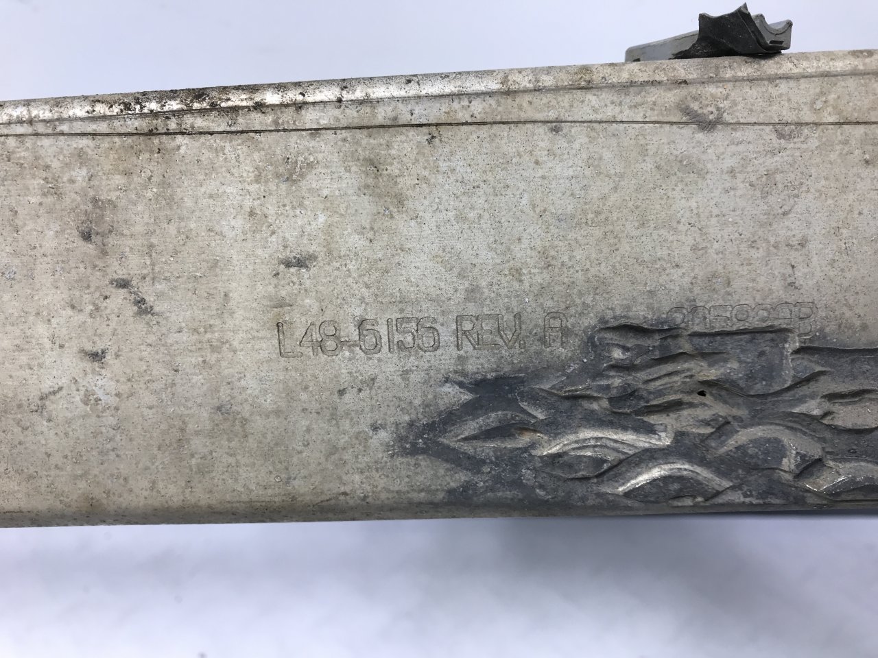 L48-6165 | Kenworth T880 Hood Hinge for Sale