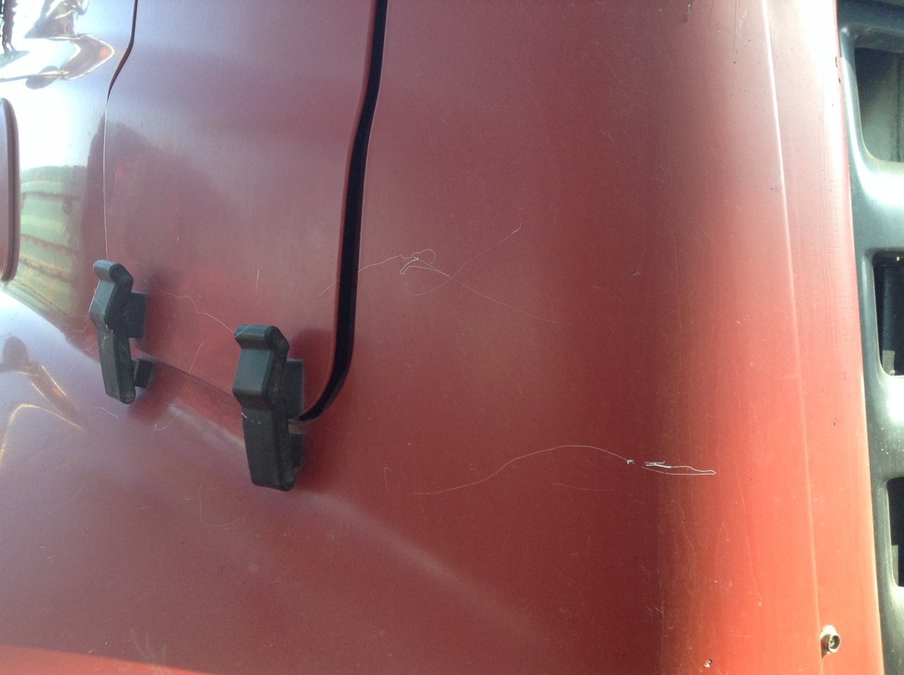 Ford L9511 Hood for Sale