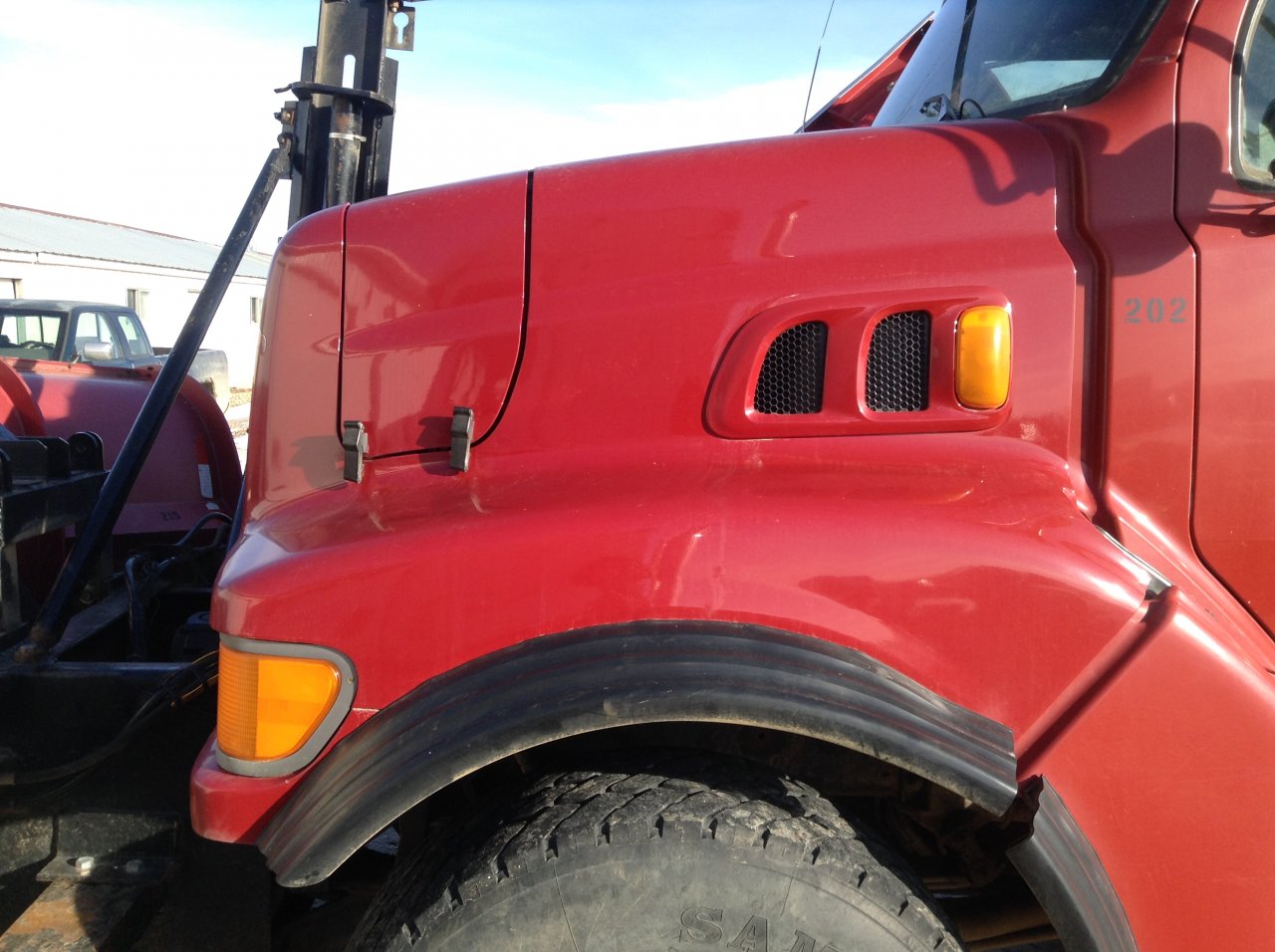 Ford L9511 Hood for Sale