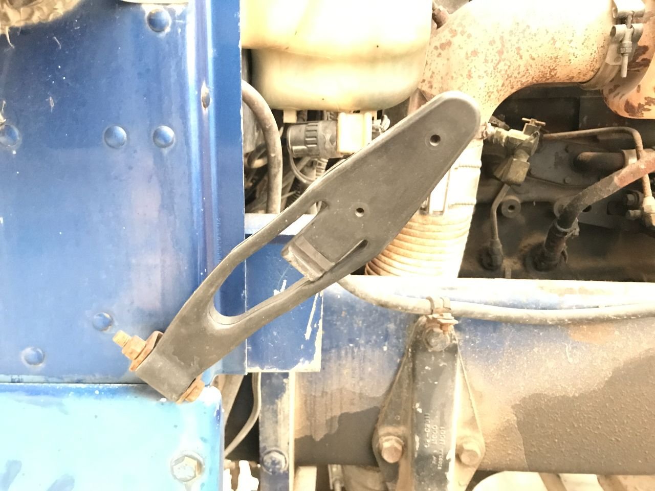 Peterbilt 379 Hood Latch for Sale