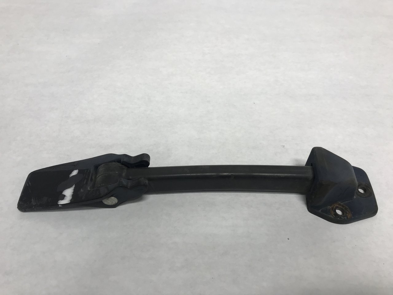 International 9900 Hood Latch for Sale