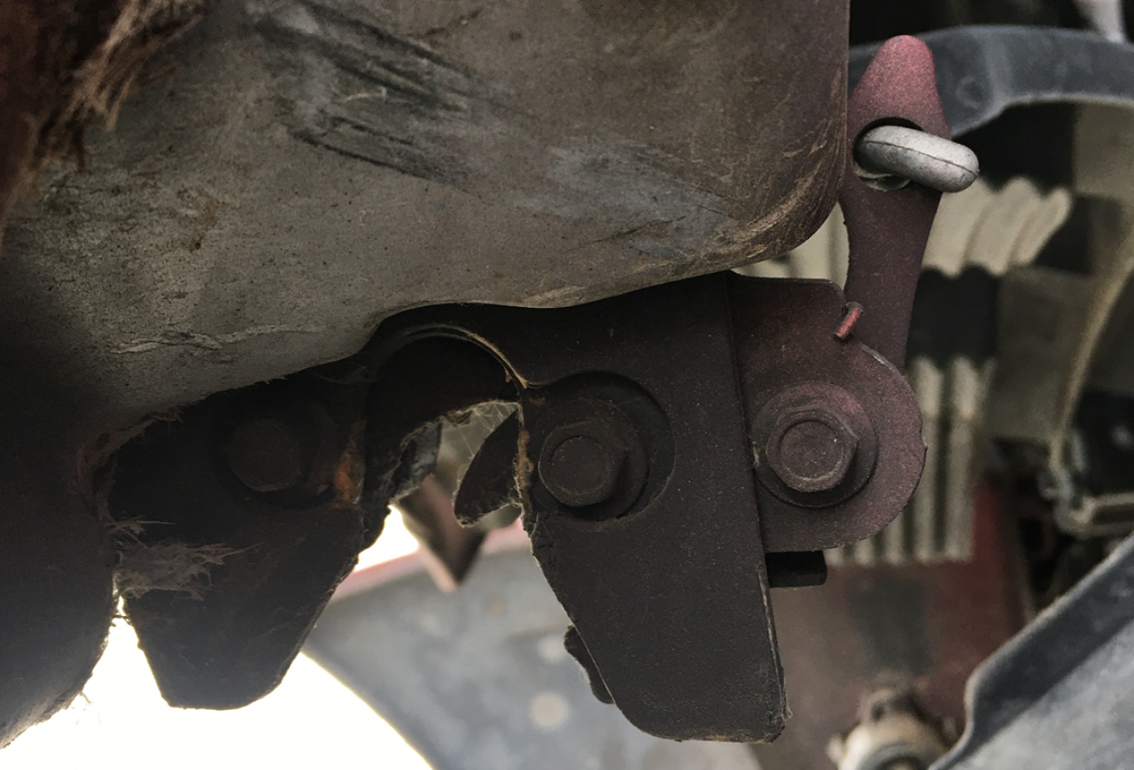 Mack ANTHEM (AN) Hood Latch for Sale