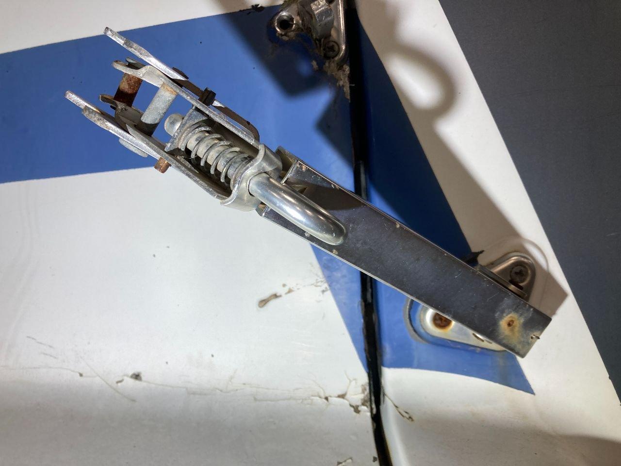 N/A | Ford LNT9000 Hood Latch for Sale