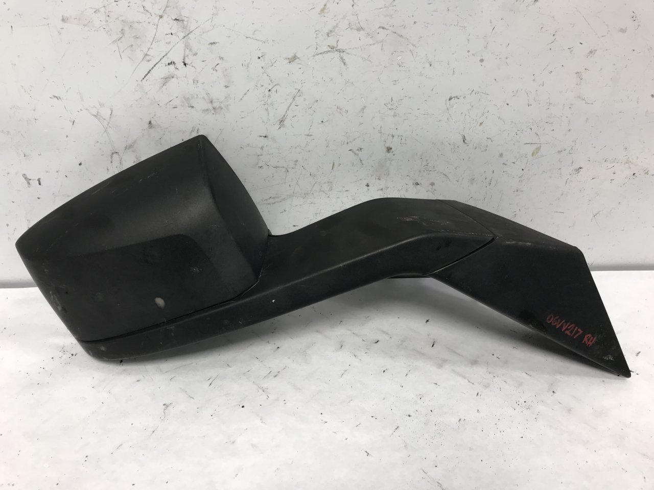 204721004 | Volvo VT Hood Mirror for Sale