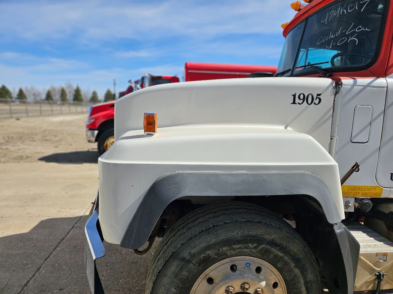 Mack RD800 Hood for Sale