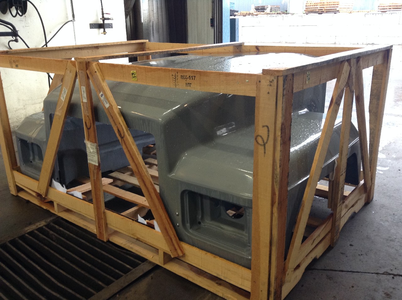 25136569 | Mack RD600 Hood for Sale