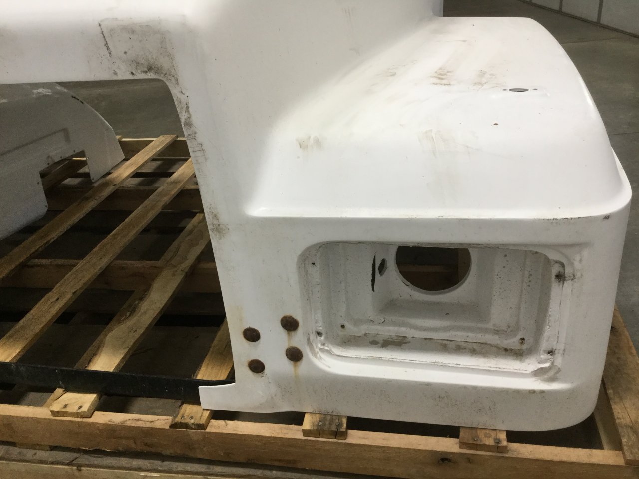 11-12501 | Mack RD800 Hood for Sale