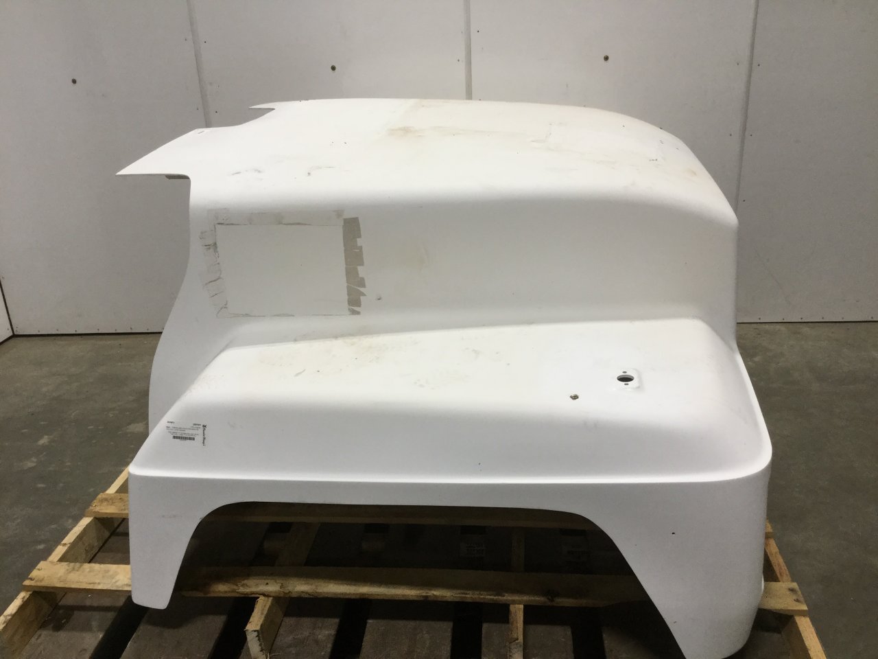 11-12501 | Mack RD800 Hood for Sale