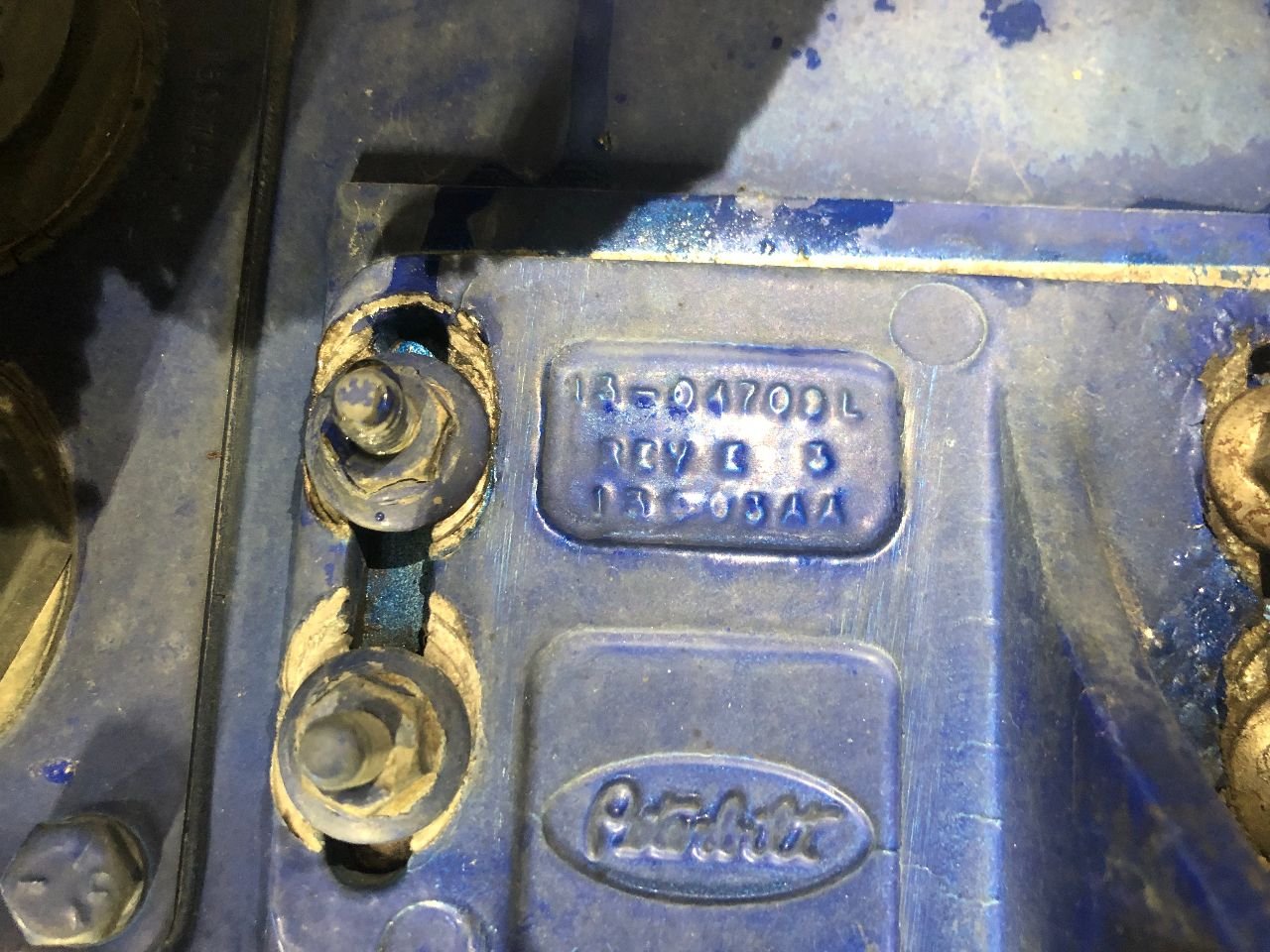 13-04709L | Peterbilt 379 Hood Rest for Sale