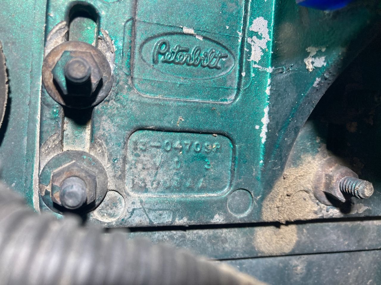 13-04709R | Peterbilt 379 Hood Rest for Sale